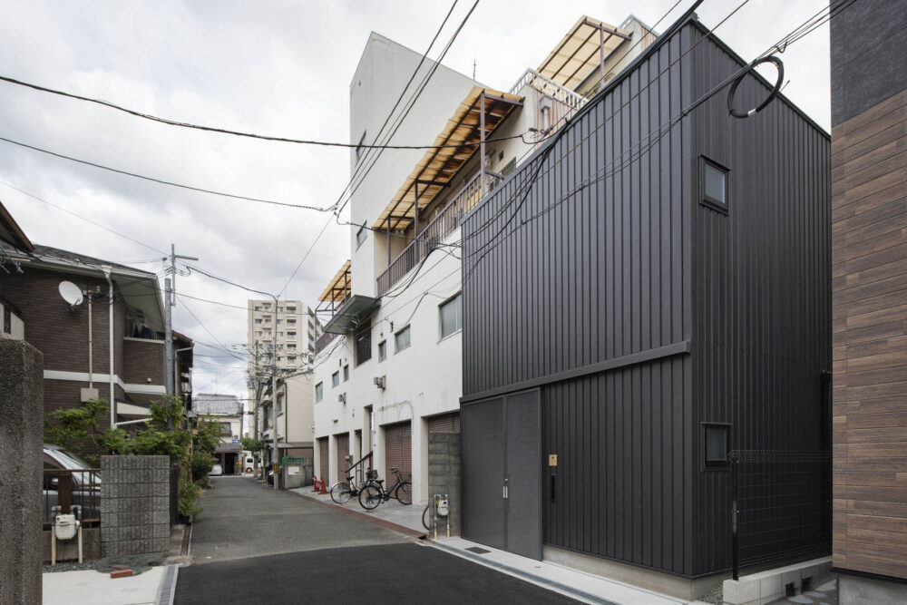 041 木川の長屋 – 山本嘉寛建築設計事務所 YYAA